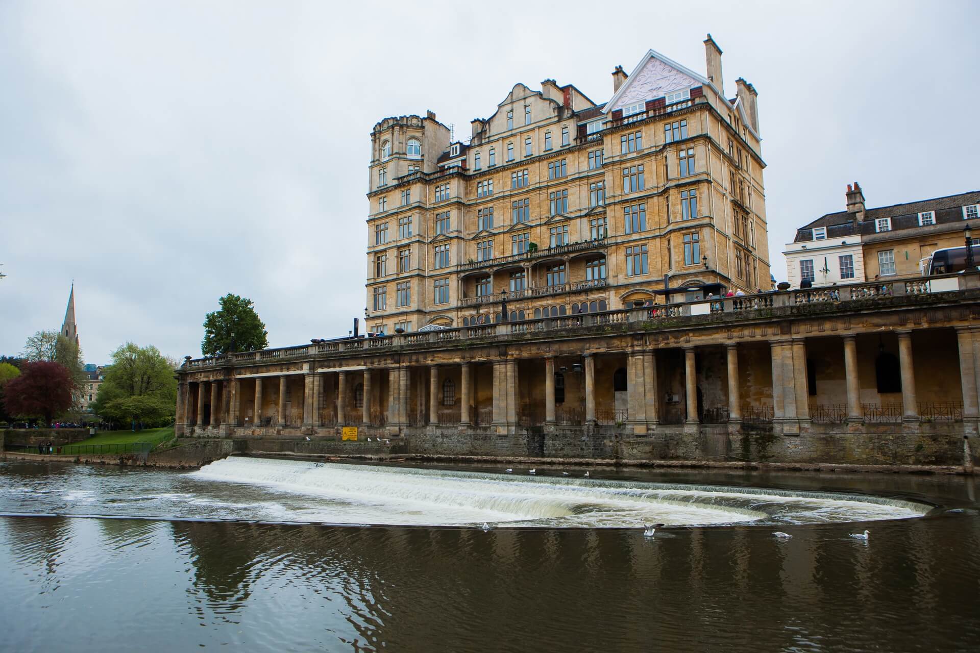 The Boater - Fuller's Pub and Restaurant in Bath